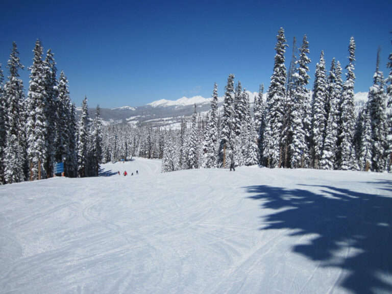 Vail Beginner Ski Terrain | Photos, Trails, Beginner Tips for Vail